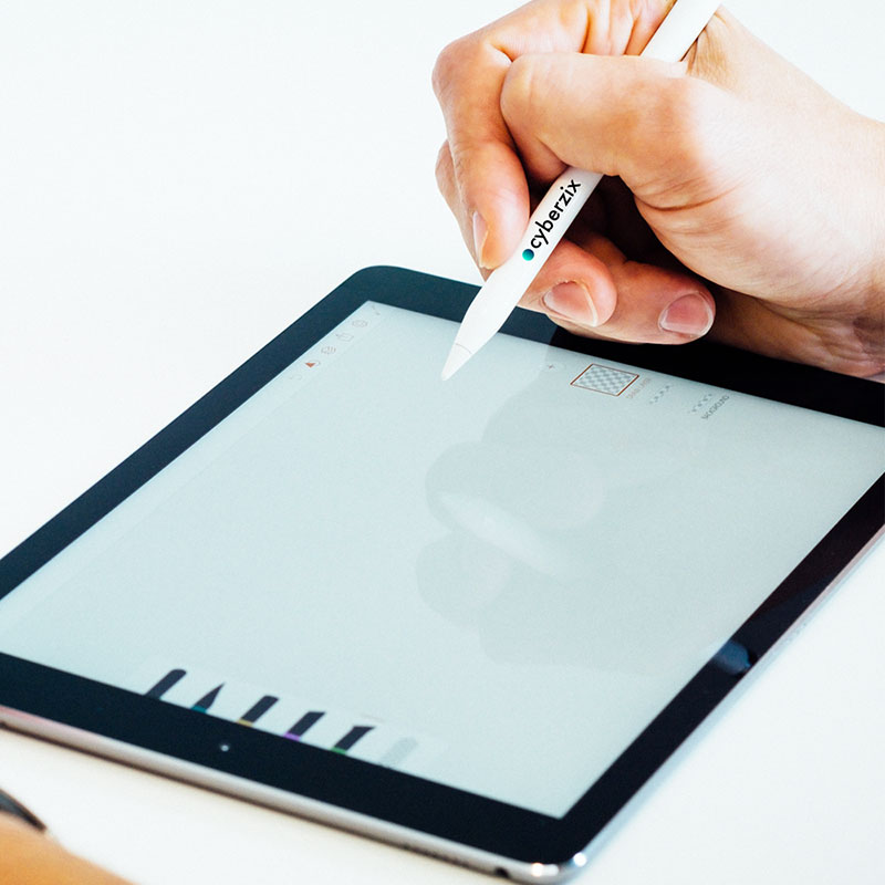 Tablet Pen / Glamour Boss Magazine